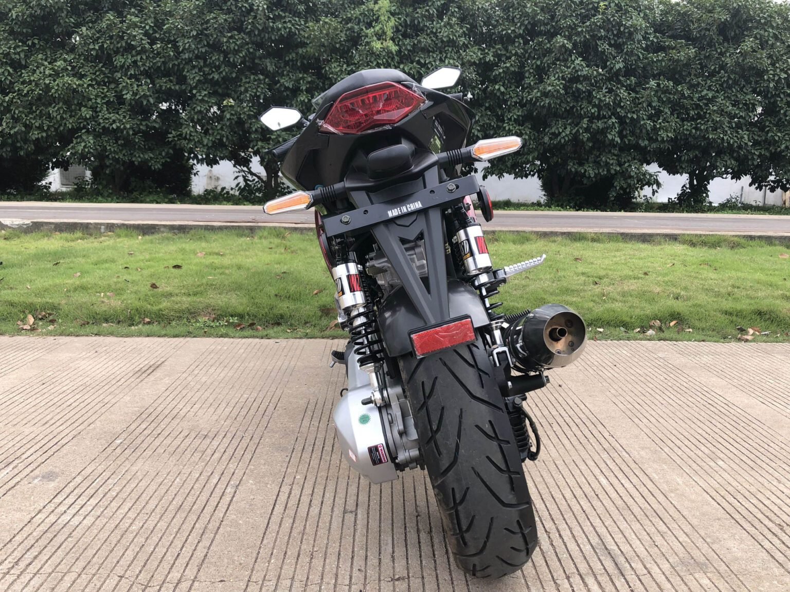 Falcon 250cc Automatic Sport Bike - 1 Cylinder, Water Cooled