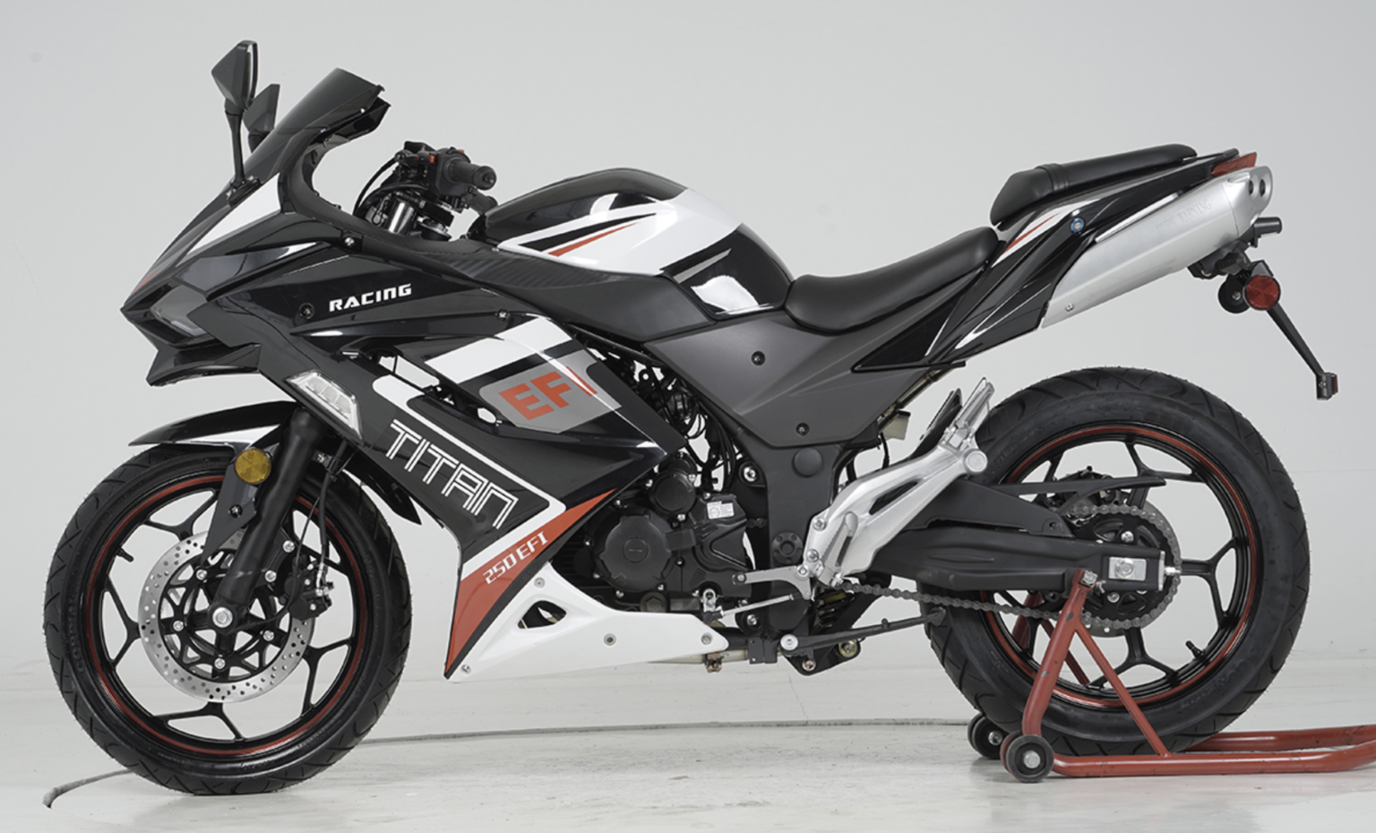 Vitacci Titan 250cc EFI - Manual 6 Speed Sport Bike