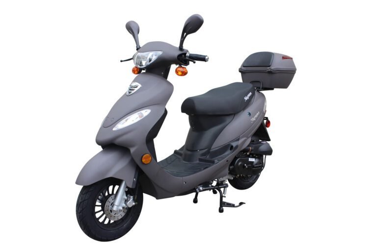 Magnum 49cc Automatic Scooter - 4 stroke, 1 Cylinder Scooter
