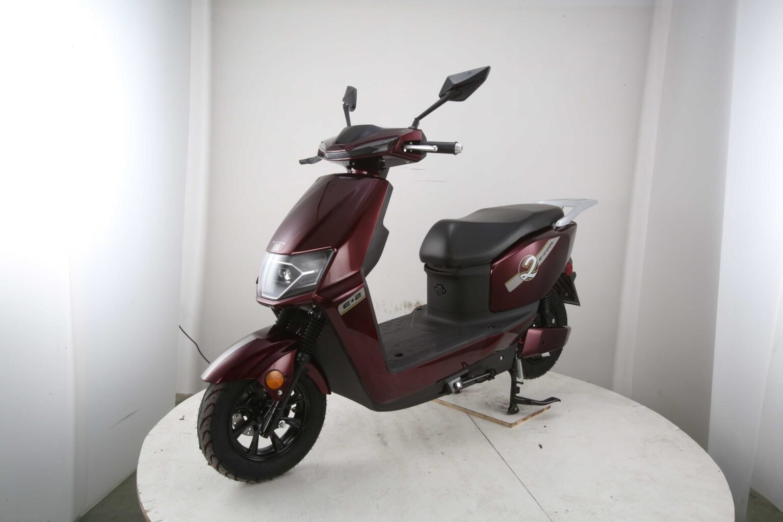 Magnum 49cc Automatic Scooter - 4 stroke, 1 Cylinder Scooter