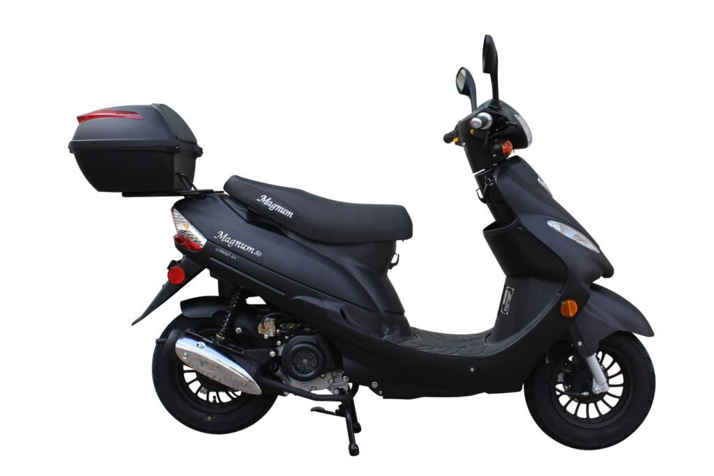 Magnum 49cc Automatic Scooter | 4 stroke & 1 Cylinder Scooter