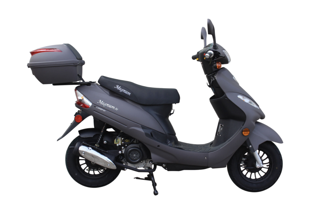 Magnum 49cc Automatic Scooter - 4 stroke, 1 Cylinder Scooter
