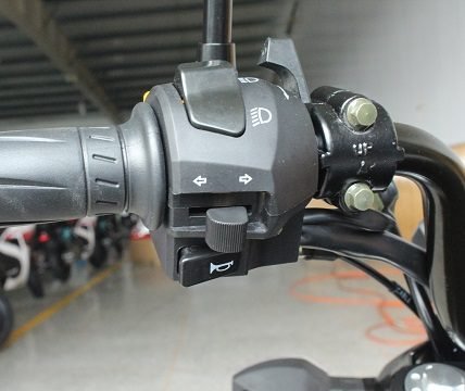 Boss Motor Vader 125 Street Bike | Shop 125cc Street Legal Bike