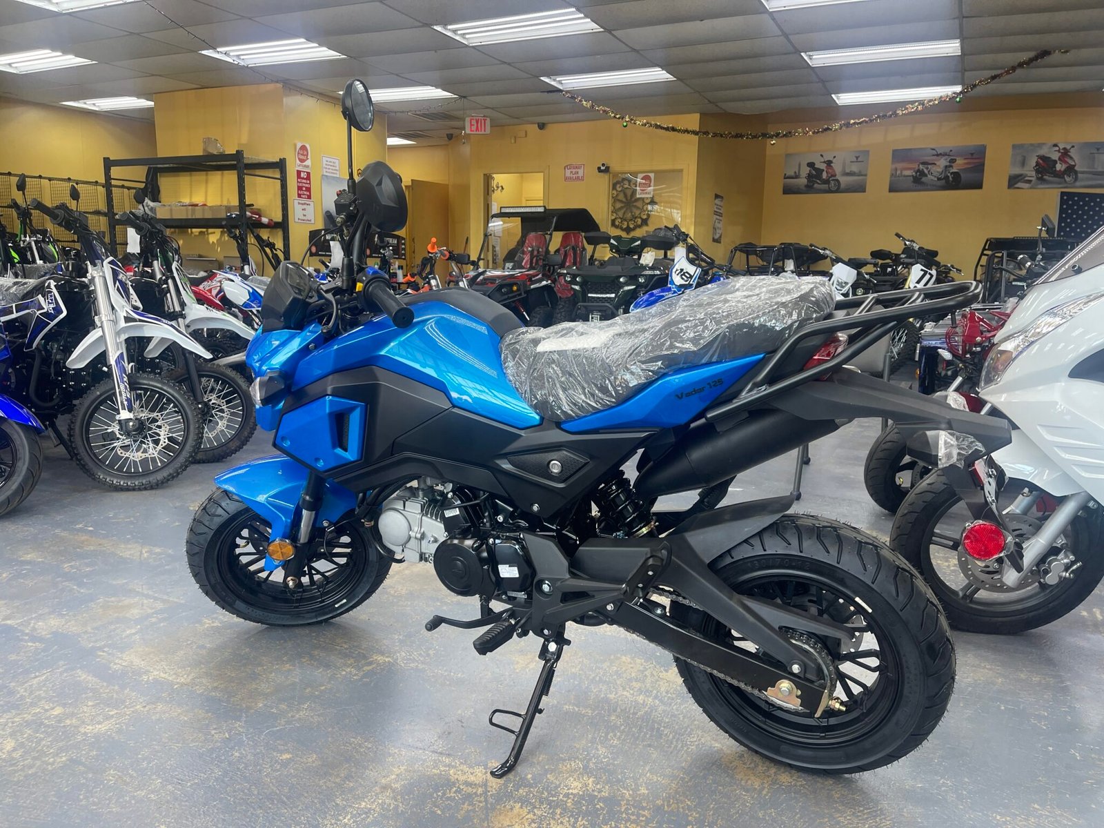 Boss Motor Vader 125 Street Bike | Shop 125cc Street Legal Bike