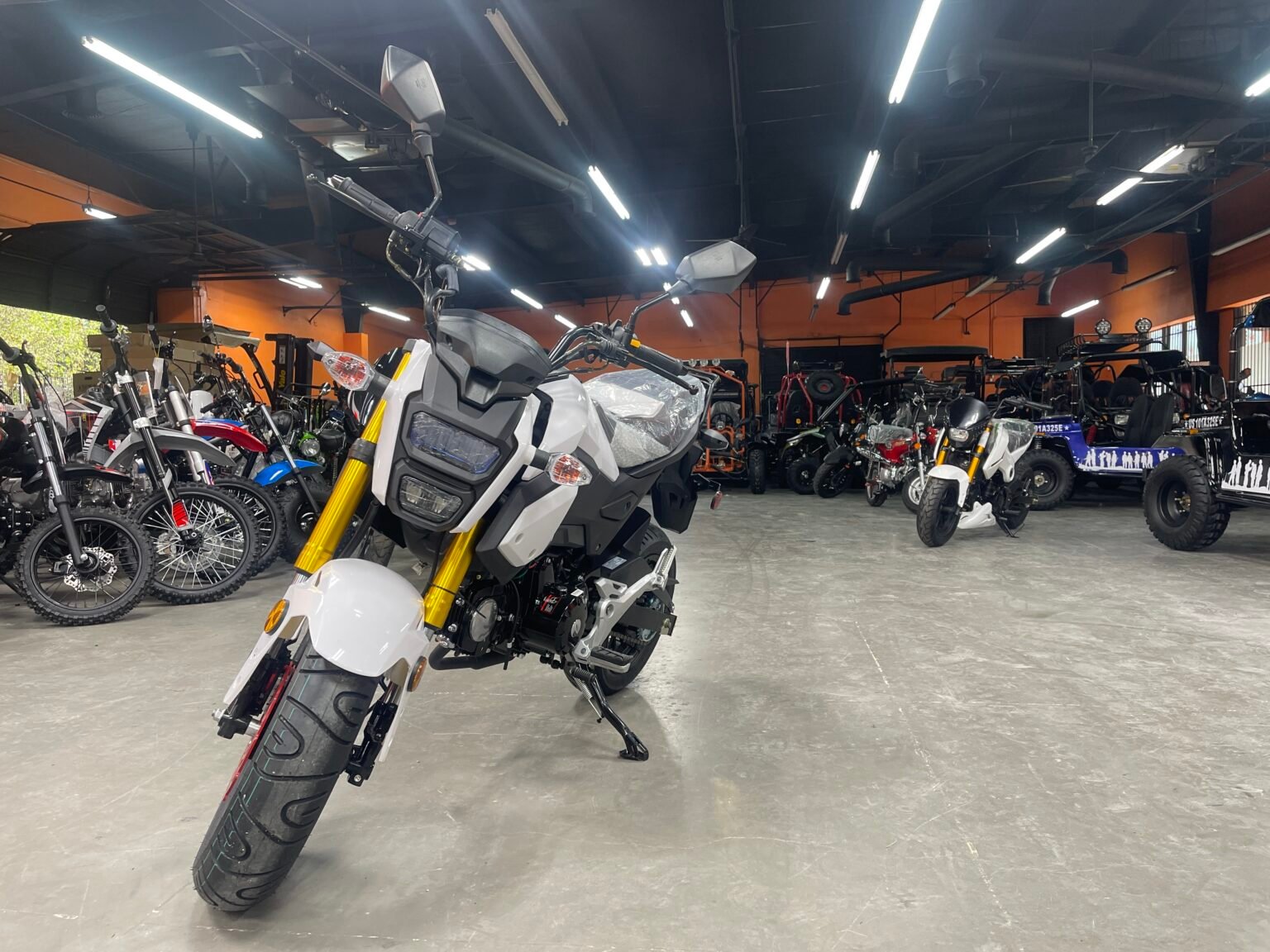 Boss Motor Vader 125 Street Bike | Shop 125cc Street Legal Bike