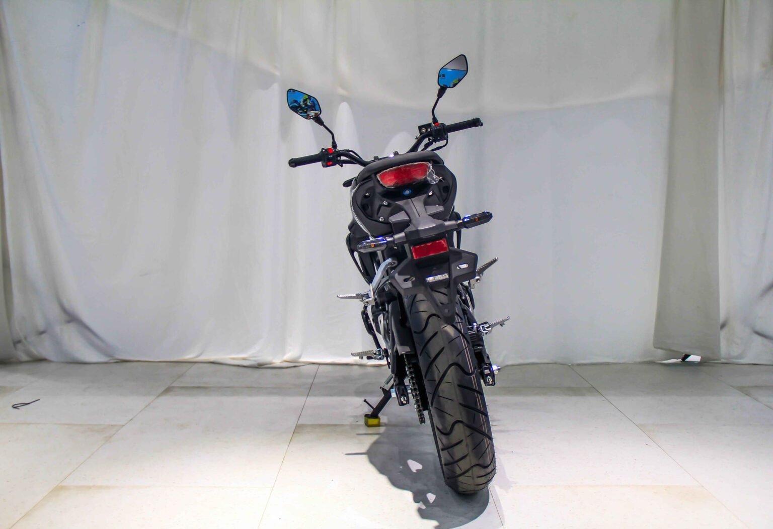 XMT 250 EFI Street Bike - Zong Shen Brand, Single Cyliner