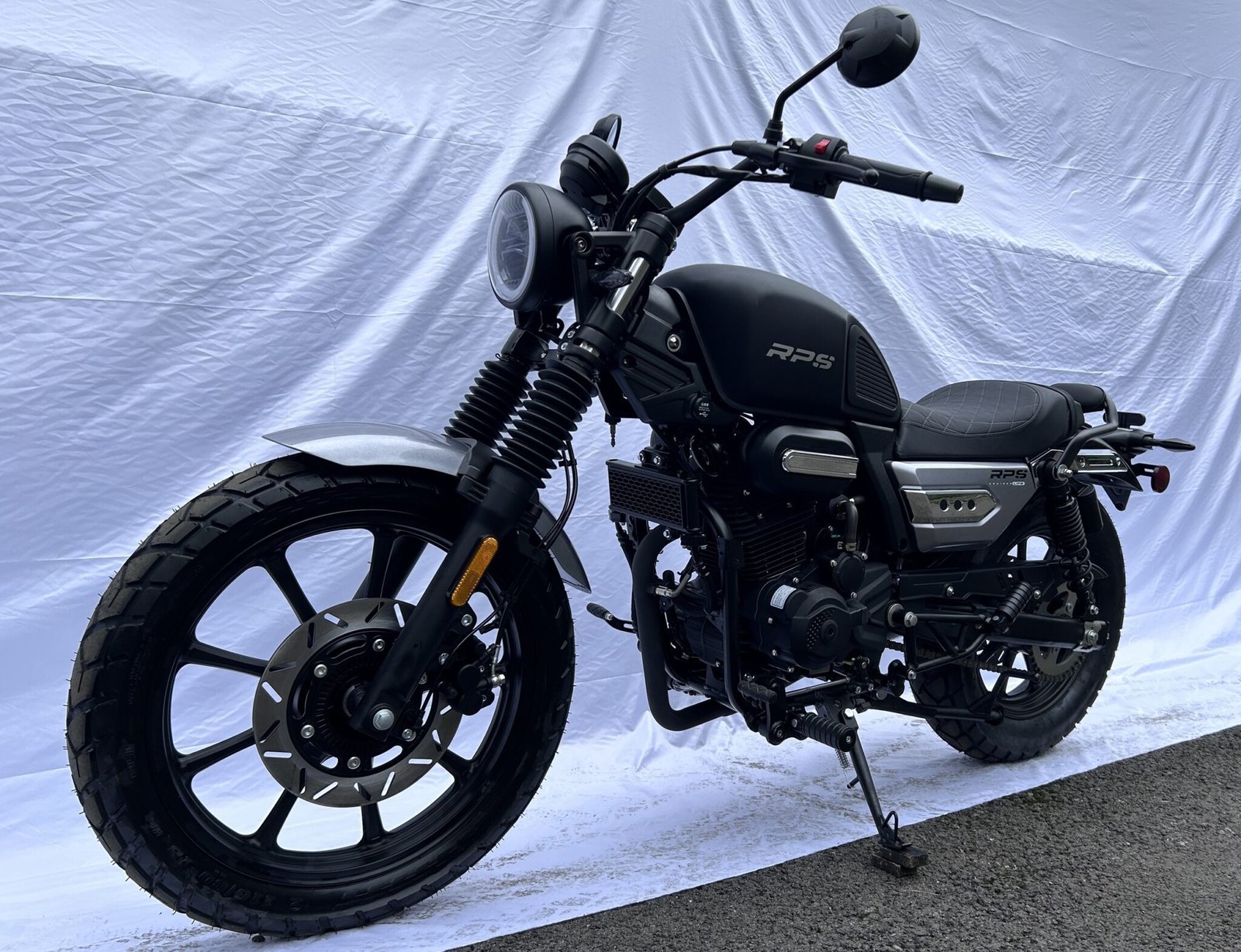 RPS CRUISER 250 EFI Motorcycle – Ride in Style and Comfort