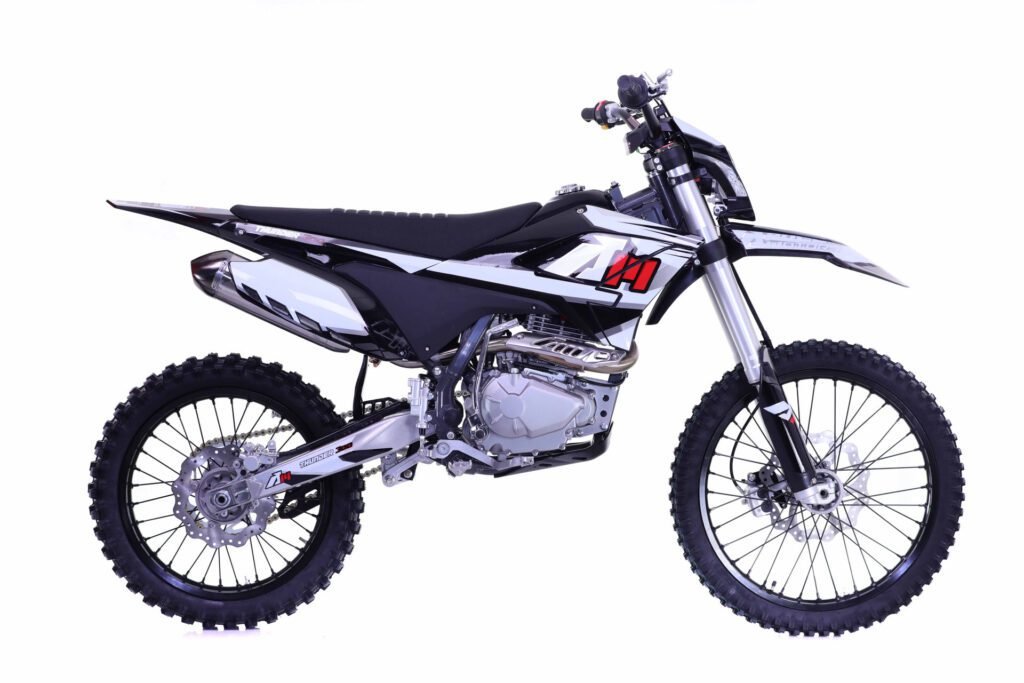 Thunder 300 DLX Dirt Bike - Premium Off-Road Performance