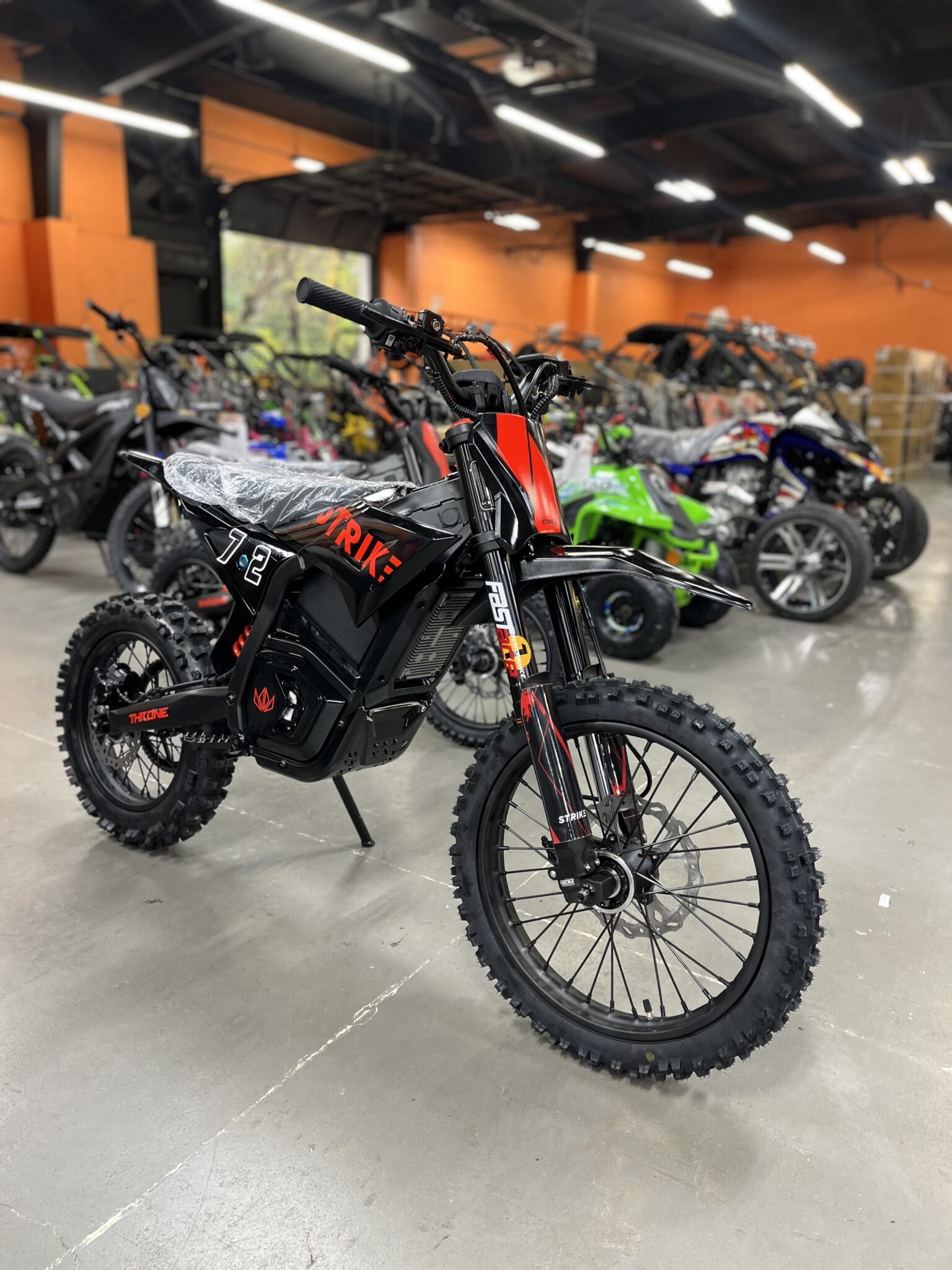 Throne Cycle Strike Shadow 72V 7000W - Pioneer Powersports